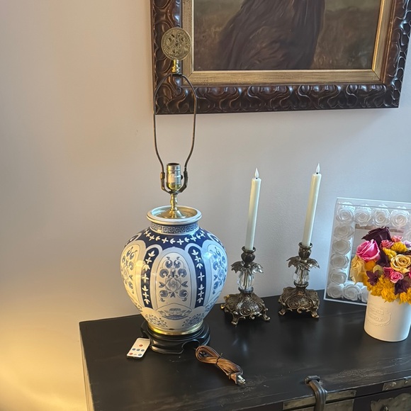 Source Unknown | Accents | Elegant Blue And White Table Lamp | Poshmark